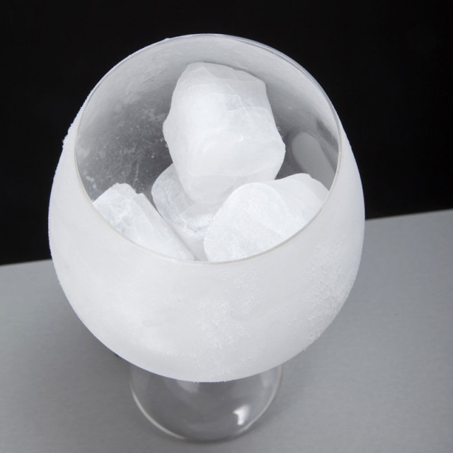 Glass Froster an essential piece of kit! - Halls International